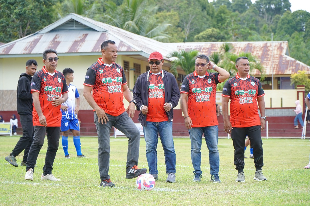 Diikuti 29 Tim, Wali Kota Tidore Resmikan Pembukaan Gurua Event ke XIII ...
